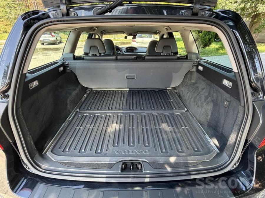 Melns Volvo V70 2011 Rīga, ar dzinēja tilpumu 2.00 L un nobraukumu 281 tūkst. km par 7290 €, foto 11 vietnē AUTOMOTO.COM.LV