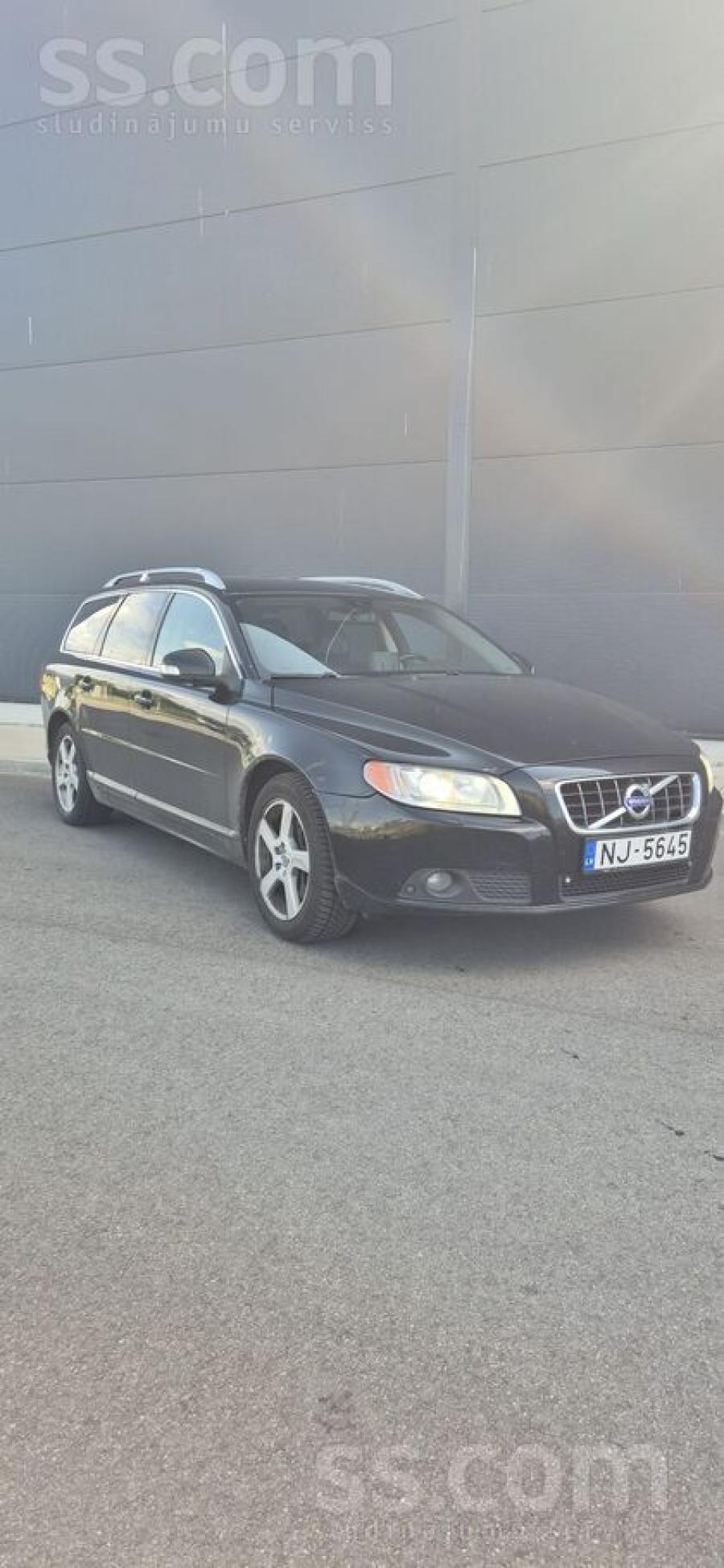 Melns Volvo V70 2011 Rīga, ar dzinēja tilpumu 2.40 L un nobraukumu 548 tūkst. km par 2300 €, foto 1 vietnē AUTOMOTO.COM.LV