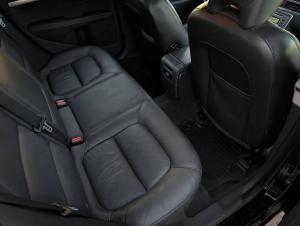 Melns Volvo V70 2011 Jūrmala, ar dzinēja tilpumu 2.00 L un nobraukumu 342 tūkst. km par 4950 €, foto 13 vietnē AUTOMOTO.COM.LV