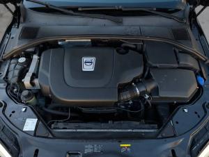Melns Volvo V70 2011 Jūrmala, ar dzinēja tilpumu 2.00 L un nobraukumu 342 tūkst. km par 4950 €, foto 30 vietnē AUTOMOTO.COM.LV
