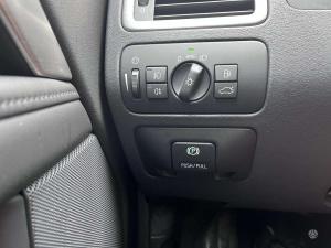 Black Volvo V70 2011 in Kaunas, with an engine capacity of 2.40 L and mileage of 456 thousand km for 4300 €, photo 15 on AUTOMOTO.COM.LV
