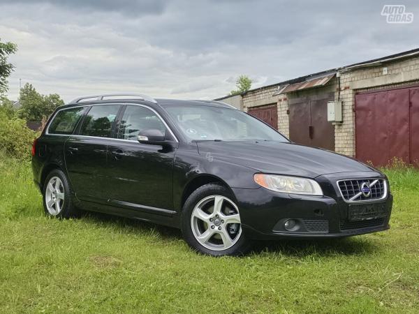 Black Volvo V70 2011 in Kaunas, with an engine capacity of 2.00 L and mileage of 272 thousand km for 4450 €, photo 5 on AUTOMOTO.COM.LV