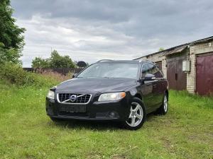 Black Volvo V70 2011 in Kaunas, with an engine capacity of 1.98 L and mileage of 272 thousand km for 4650 €, photo 3 on AUTOMOTO.COM.LV