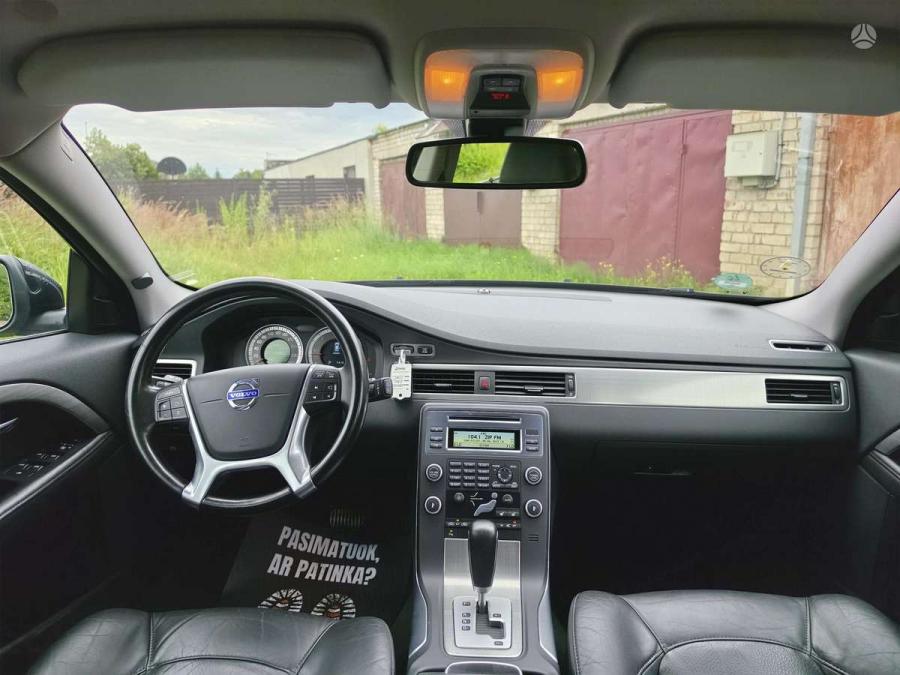 Black Volvo V70 2011 in Kaunas, with an engine capacity of 1.98 L and mileage of 272 thousand km for 4650 €, photo 12 on AUTOMOTO.COM.LV