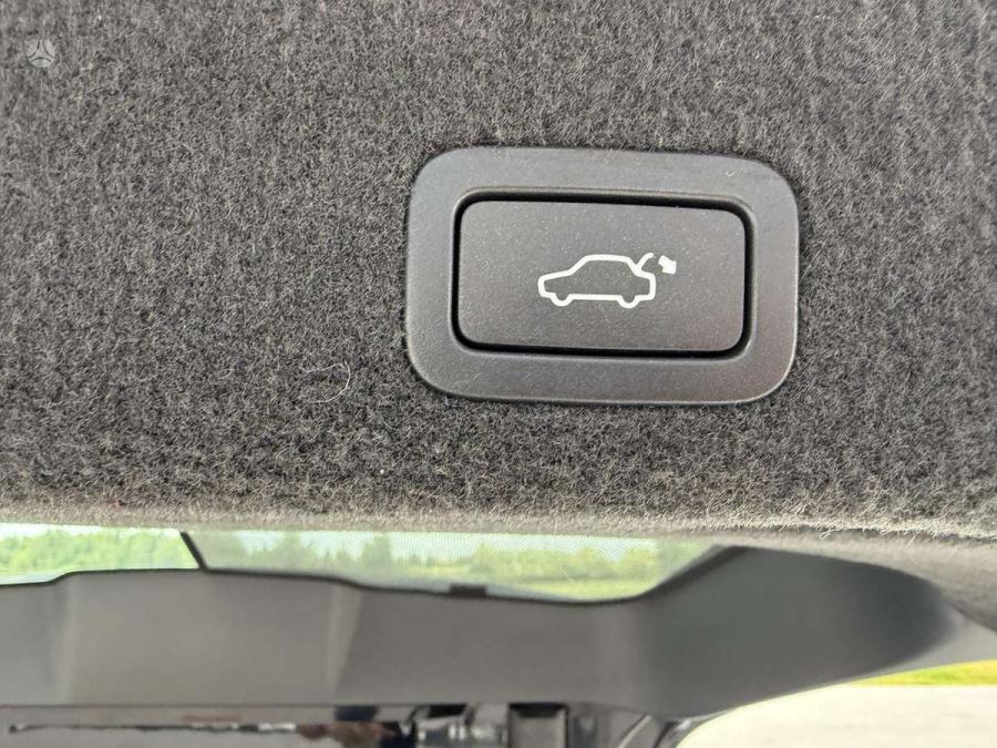 Melns Volvo V70 2011 Šauļi, ar dzinēja tilpumu 1.98 L un nobraukumu 300 tūkst. km par 2950 €, foto 14 vietnē AUTOMOTO.COM.LV