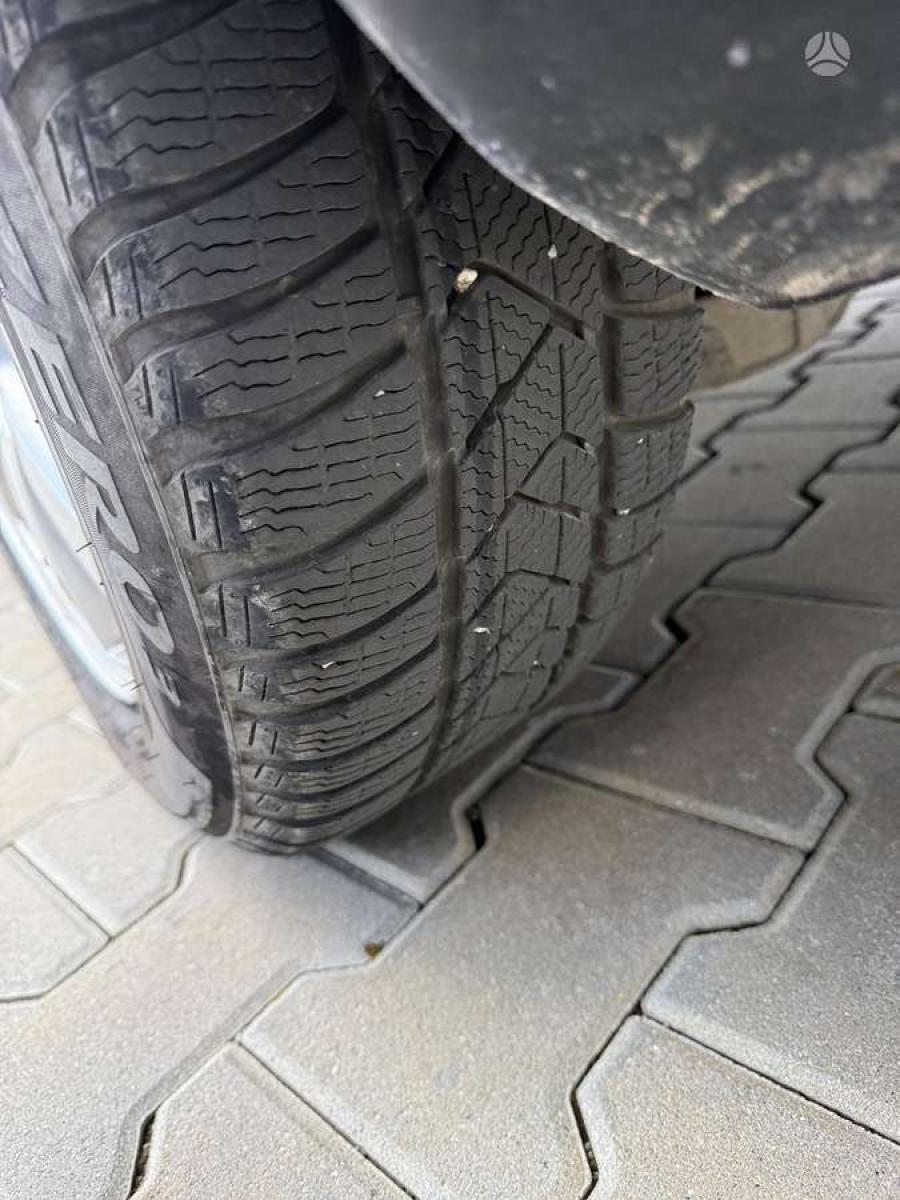 Melns Volvo V70 2011 Šauļi, ar dzinēja tilpumu 1.98 L un nobraukumu 300 tūkst. km par 2950 €, foto 19 vietnē AUTOMOTO.COM.LV