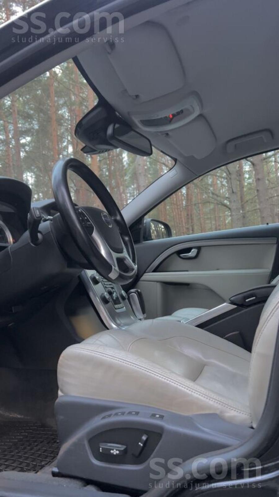 Melns Volvo V70 2011 Jūrmala, ar dzinēja tilpumu 2.40 L un nobraukumu 348 tūkst. km par 6300 €, foto 9 vietnē AUTOMOTO.COM.LV