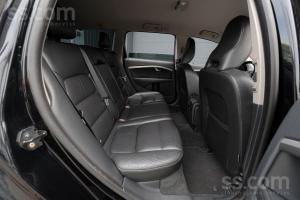 Melns Volvo V70 2011 Jelgava, ar dzinēja tilpumu 2.00 L un nobraukumu 0 tūkst. km par 6990 €, foto 11 vietnē AUTOMOTO.COM.LV