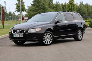 Black Volvo V70 2011 in Jelgava, with an engine capacity of 2.00 L and mileage of 304 thousand km for 6990 €, photo  on AUTOMOTO.COM.LV