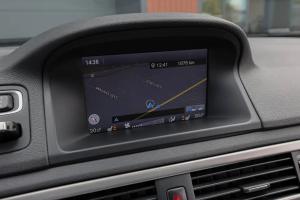 Black Volvo V70 2011 in Jelgava, with an engine capacity of 2.00 L and mileage of 304 thousand km for 6990 €, photo 17 on AUTOMOTO.COM.LV