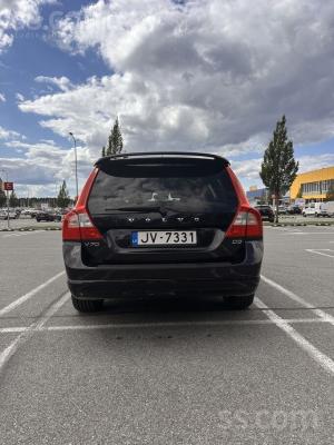 Melns Volvo V70 2011 Rīga, ar dzinēja tilpumu 2.00 L un nobraukumu 376 tūkst. km par 5000 €, foto 7 vietnē AUTOMOTO.COM.LV
