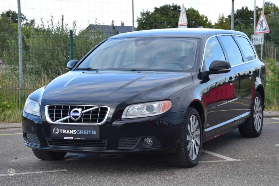 Black Volvo V70 2011 in Vilnius, with an engine capacity of 1.60 L and mileage of 289 thousand km for 4650 €, photo 6 on AUTOMOTO.COM.LV
