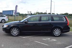 Black Volvo V70 2011 in Vilnius, with an engine capacity of 1.60 L and mileage of 289 thousand km for 4650 €, photo 8 on AUTOMOTO.COM.LV