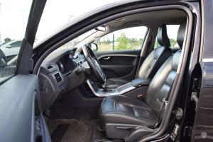 Black Volvo V70 2011 in Vilnius, with an engine capacity of 1.60 L and mileage of 289 thousand km for 4650 €, photo 14 on AUTOMOTO.COM.LV