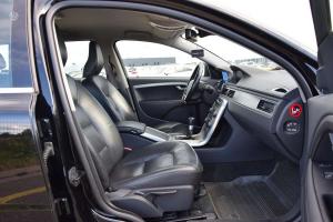 Black Volvo V70 2011 in Vilnius, with an engine capacity of 1.60 L and mileage of 289 thousand km for 4650 €, photo 18 on AUTOMOTO.COM.LV