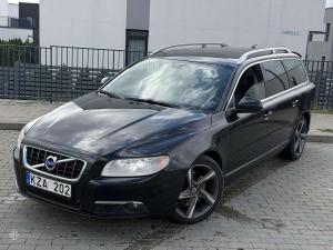 Black Volvo V70 2011 in Vilnius, with an engine capacity of 1.98 L and mileage of 380 thousand km for 2500 €, photo 3 on AUTOMOTO.COM.LV