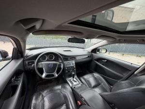 Black Volvo V70 2011 in Vilnius, with an engine capacity of 1.98 L and mileage of 380 thousand km for 2500 €, photo 17 on AUTOMOTO.COM.LV