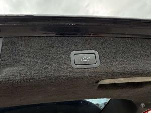 Black Volvo V70 2011 in Vilnius, with an engine capacity of 1.98 L and mileage of 380 thousand km for 2500 €, photo 21 on AUTOMOTO.COM.LV