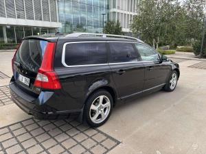 Melns Volvo V70 2011 Viļņa, ar dzinēja tilpumu 2.40 L un nobraukumu 291 tūkst. km par 5250 €, foto 5 vietnē AUTOMOTO.COM.LV