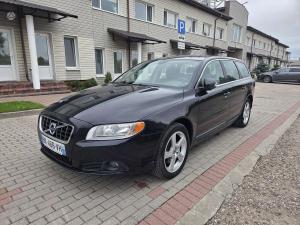 Melns Volvo V70 2011 Viļņa, ar dzinēja tilpumu 1.98 L un nobraukumu 252 tūkst. km par 4900 €, foto  vietnē AUTOMOTO.COM.LV