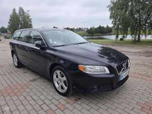 Black Volvo V70 2011 in Vilnius, with an engine capacity of 1.98 L and mileage of 252 thousand km for 4900 €, photo 4 on AUTOMOTO.COM.LV