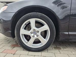Black Volvo V70 2011 in Vilnius, with an engine capacity of 1.98 L and mileage of 252 thousand km for 4900 €, photo 8 on AUTOMOTO.COM.LV