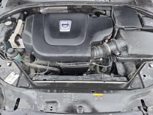 Black Volvo V70 2011 in Vilnius, with an engine capacity of 1.98 L and mileage of 252 thousand km for 4900 €, photo 22 on AUTOMOTO.COM.LV