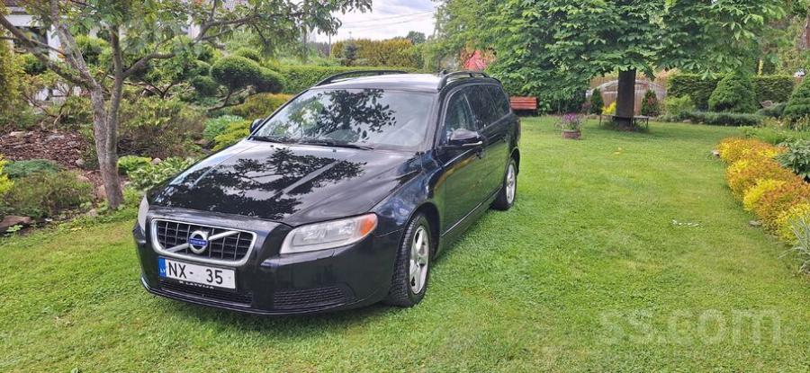 Melns Volvo V70 2012 Rīga, ar dzinēja tilpumu 2.50 L un nobraukumu 0 tūkst. km par 6500 €, foto 9 vietnē AUTOMOTO.COM.LV