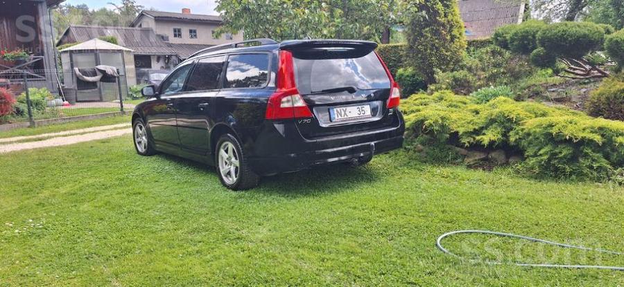 Melns Volvo V70 2012 Rīga, ar dzinēja tilpumu 2.50 L un nobraukumu 0 tūkst. km par 6500 €, foto 10 vietnē AUTOMOTO.COM.LV