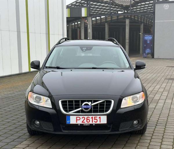 Melns Volvo V70 2012 Viļņa, ar dzinēja tilpumu 1.98 L un nobraukumu 298 tūkst. km par 5999 €, foto 7 vietnē AUTOMOTO.COM.LV