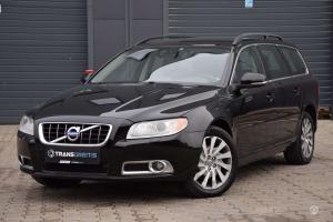 Melns Volvo V70 2012 Viļņa, ar dzinēja tilpumu 1.60 L un nobraukumu 249 tūkst. km par 5600 €, foto  vietnē AUTOMOTO.COM.LV
