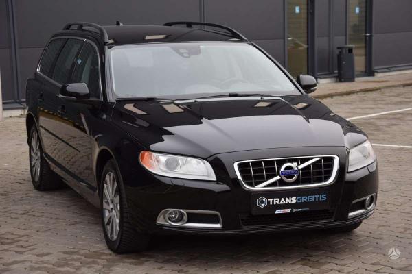 Melns Volvo V70 2012 Viļņa, ar dzinēja tilpumu 1.60 L un nobraukumu 249 tūkst. km par 5600 €, foto 4 vietnē AUTOMOTO.COM.LV