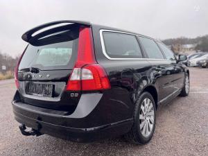Melns Volvo V70 2012 Alīta, ar dzinēja tilpumu 1.98 L un nobraukumu 284 tūkst. km par 6200 €, foto 9 vietnē AUTOMOTO.COM.LV