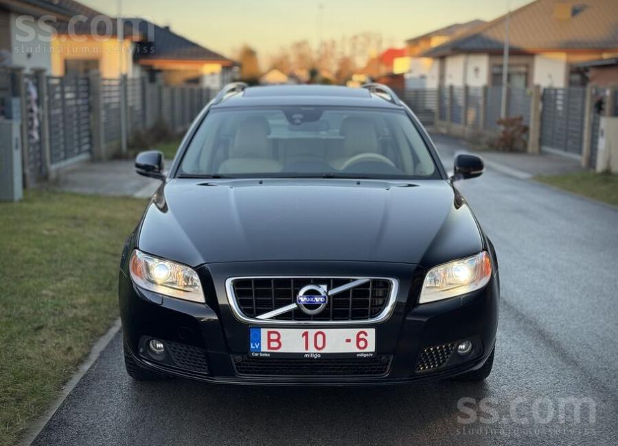 Melns Volvo V70 2012 Jelgava, ar dzinēja tilpumu 2.00 L un nobraukumu 364 tūkst. km par 7350 €, foto 3 vietnē AUTOMOTO.COM.LV
