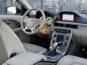 Melns Volvo V70 2012 Jelgava, ar dzinēja tilpumu 2.00 L un nobraukumu 364 tūkst. km par 7350 €, foto 13 vietnē AUTOMOTO.COM.LV