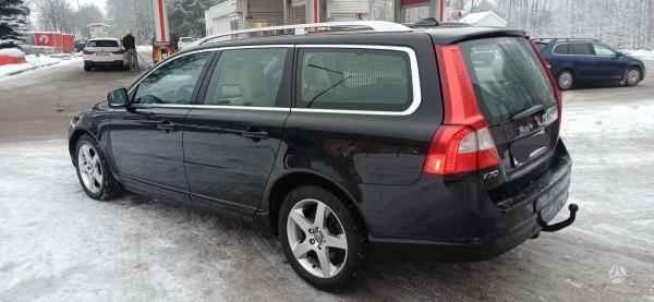 Melns Volvo V70 2012 Kauņa, ar dzinēja tilpumu 1.98 L un nobraukumu 278 tūkst. km par 5999 €, foto 3 vietnē AUTOMOTO.COM.LV