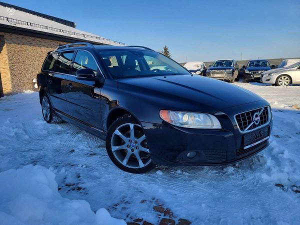 Melns Volvo V70 2012 Viļņa, ar dzinēja tilpumu 1.98 L un nobraukumu 287 tūkst. km par 6250 €, foto 4 vietnē AUTOMOTO.COM.LV