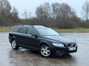 Melns Volvo V70 2012 Rīga, ar dzinēja tilpumu 2.40 L un nobraukumu 320 tūkst. km par 6450 €, foto 5 vietnē AUTOMOTO.COM.LV
