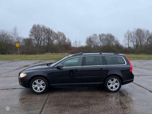 Melns Volvo V70 2012 Rīga, ar dzinēja tilpumu 2.40 L un nobraukumu 320 tūkst. km par 6450 €, foto 7 vietnē AUTOMOTO.COM.LV