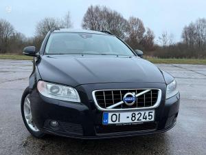 Melns Volvo V70 2012 Rīga, ar dzinēja tilpumu 2.40 L un nobraukumu 320 tūkst. km par 6450 €, foto 9 vietnē AUTOMOTO.COM.LV