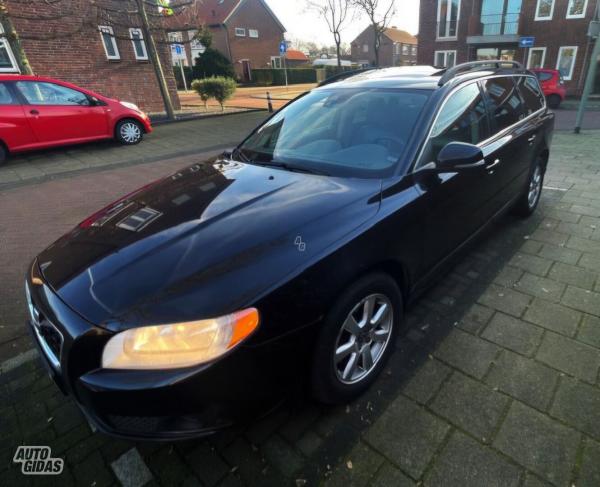 Black Volvo V70 2012 in Ariogala, with an engine capacity of 2.00 L and mileage of 359 thousand km for 5200 €, photo 1 on AUTOMOTO.COM.LV