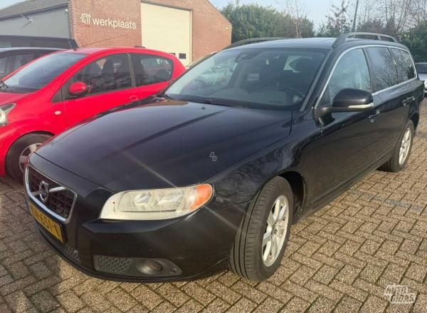 Melns Volvo V70 2012 Ariogala, ar dzinēja tilpumu 2.00 L un nobraukumu 359 tūkst. km par 5200 €, foto 4 vietnē AUTOMOTO.COM.LV