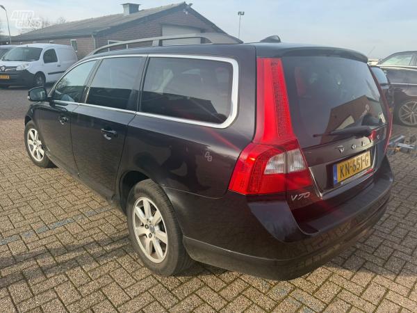 Melns Volvo V70 2012 Ariogala, ar dzinēja tilpumu 2.00 L un nobraukumu 359 tūkst. km par 5200 €, foto 5 vietnē AUTOMOTO.COM.LV
