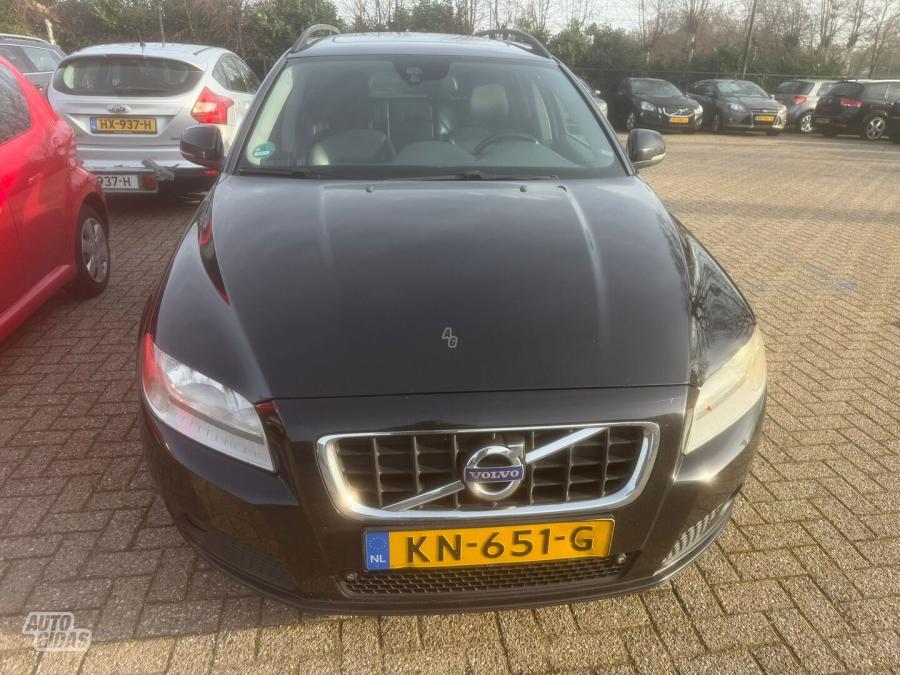 Melns Volvo V70 2012 Ariogala, ar dzinēja tilpumu 2.00 L un nobraukumu 359 tūkst. km par 5200 €, foto 6 vietnē AUTOMOTO.COM.LV