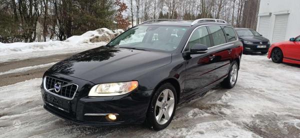 Melns Volvo V70 2012 Kauņa, ar dzinēja tilpumu 1.98 L un nobraukumu 278 tūkst. km par 6400 €, foto 1 vietnē AUTOMOTO.COM.LV