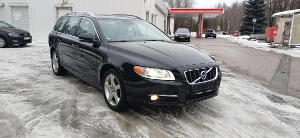 Melns Volvo V70 2012 Kauņa, ar dzinēja tilpumu 1.98 L un nobraukumu 278 tūkst. km par 6400 €, foto 2 vietnē AUTOMOTO.COM.LV