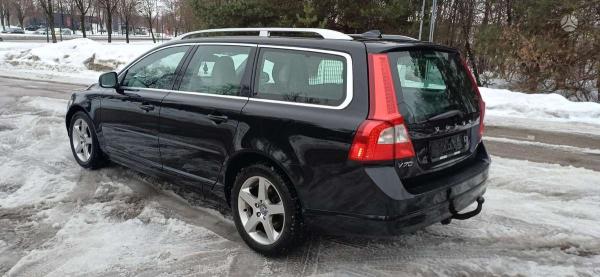 Melns Volvo V70 2012 Kauņa, ar dzinēja tilpumu 1.98 L un nobraukumu 278 tūkst. km par 6400 €, foto 5 vietnē AUTOMOTO.COM.LV