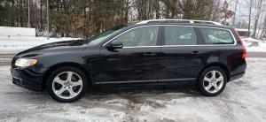 Black Volvo V70 2012 in Kaunas, with an engine capacity of 1.98 L and mileage of 278 thousand km for 6400 €, photo 6 on AUTOMOTO.COM.LV