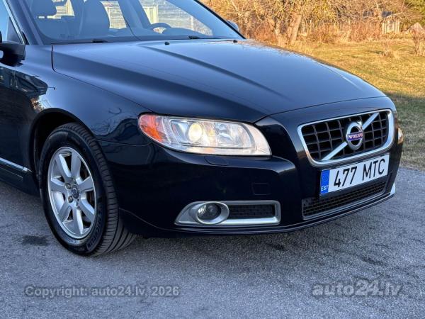Melns Volvo V70 2012 Paide, ar dzinēja tilpumu 2.00 L un nobraukumu 323 tūkst. km par 7790 €, foto 6 vietnē AUTOMOTO.COM.LV