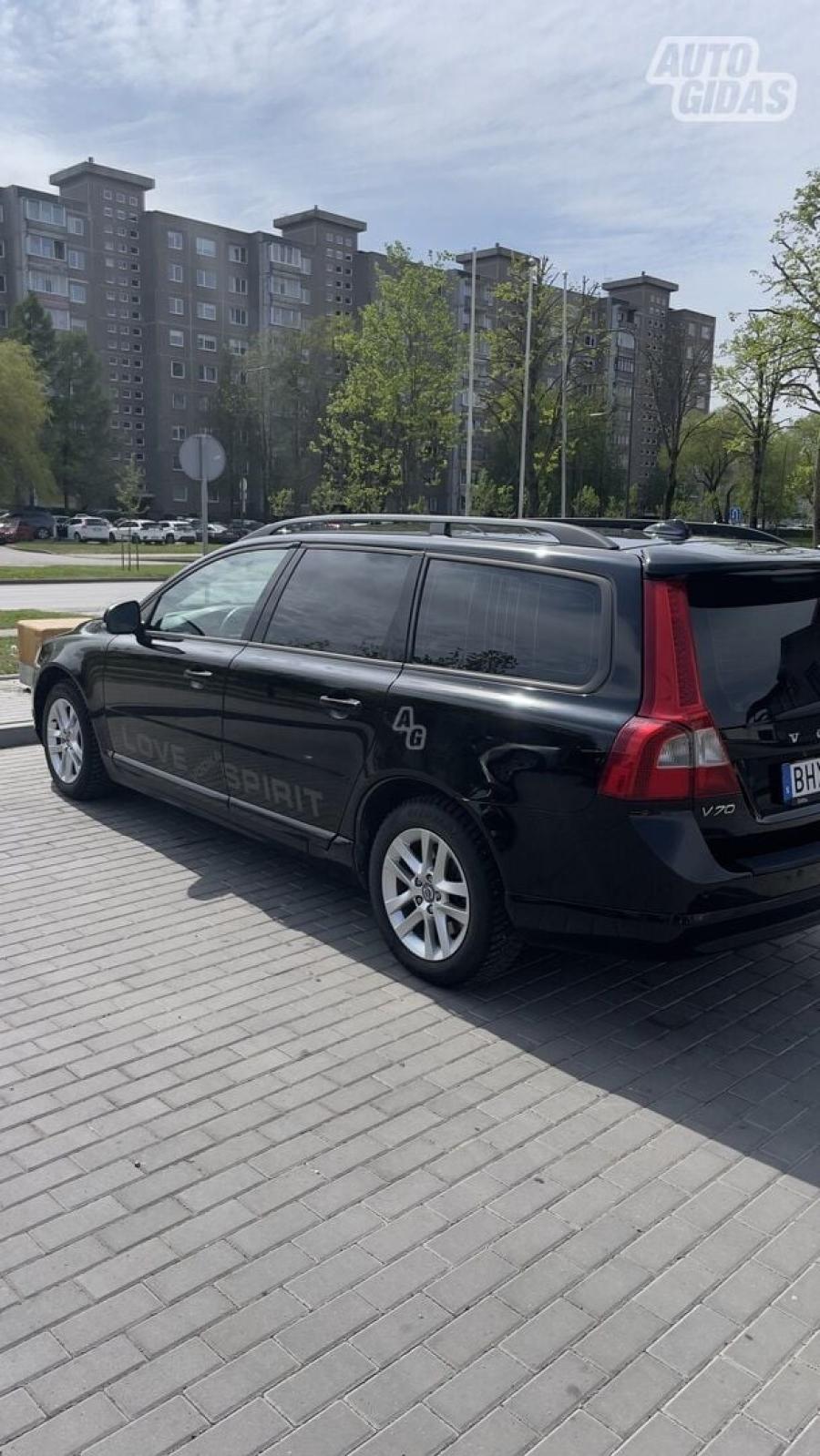 Black Volvo V70 2012 in Kaunas, with an engine capacity of 1.60 L and mileage of 250 thousand km for 3550 €, photo 3 on AUTOMOTO.COM.LV
